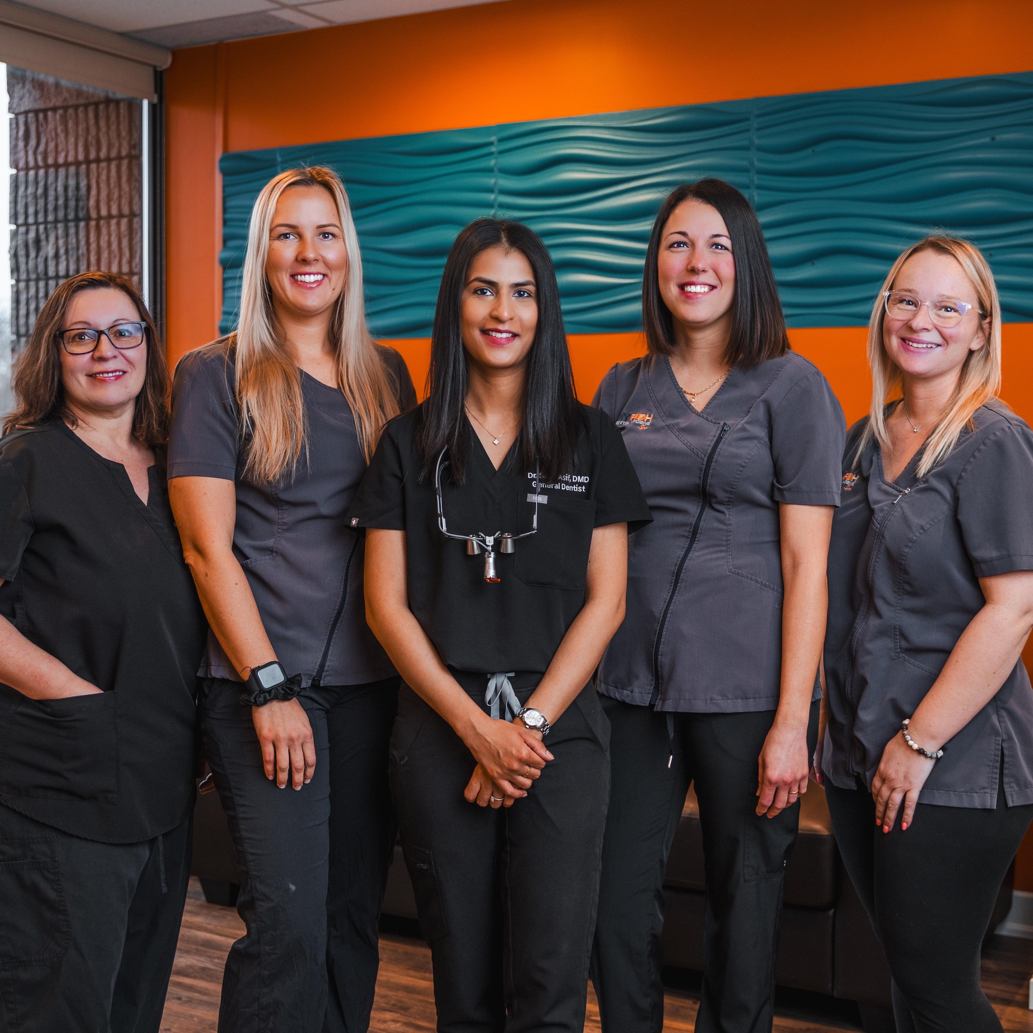 Our Team - Dental Hygienists and Onsite Dentist at MyRDH